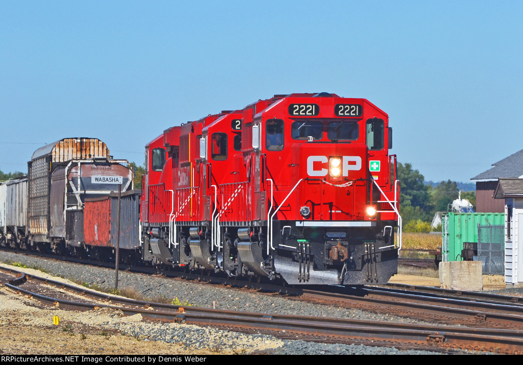 CP 2221, CP's River Sub.